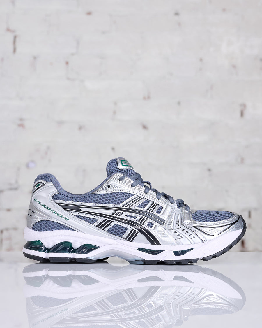 ASICS – LESS 17