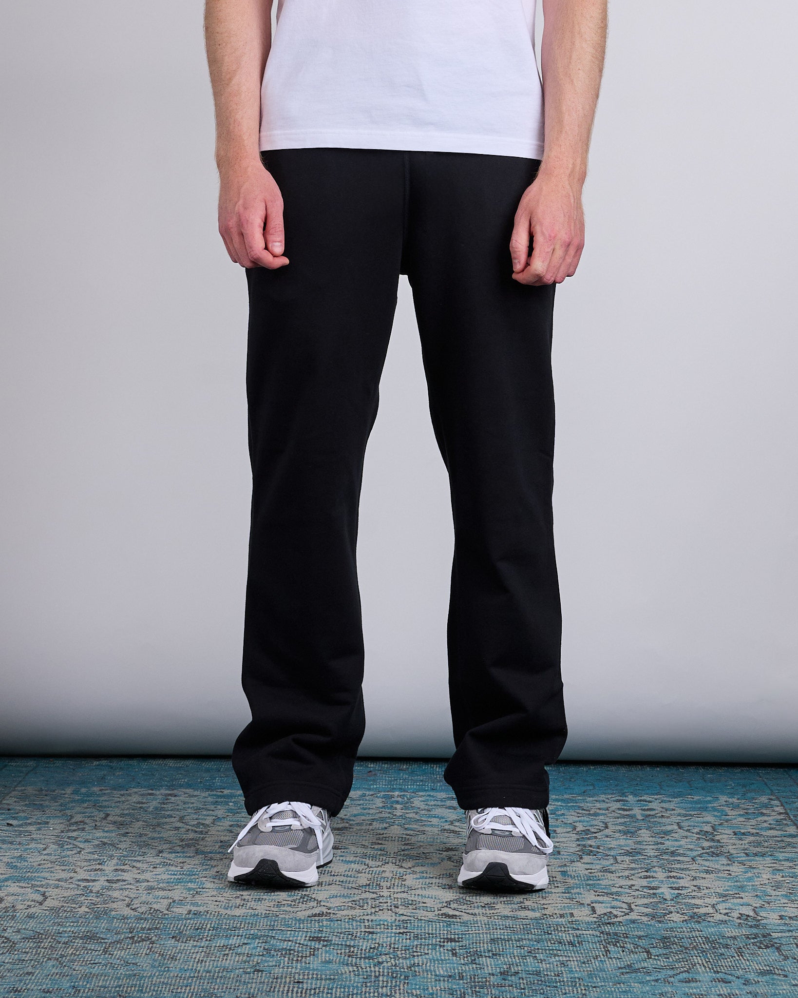 Reigning Champ Core Midweight Terry Relaxed Sweatpant Black – LESS 17